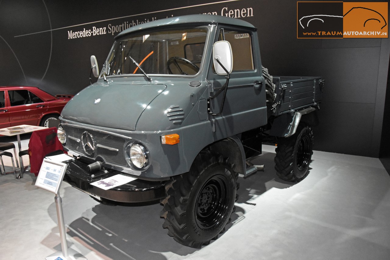 Mercedes-Benz Unimog 411 '1970.jpg